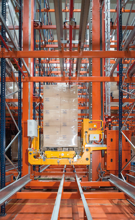 Example of automatic Pallet Shuttle for UNITED CAPS - Mecalux.co.uk